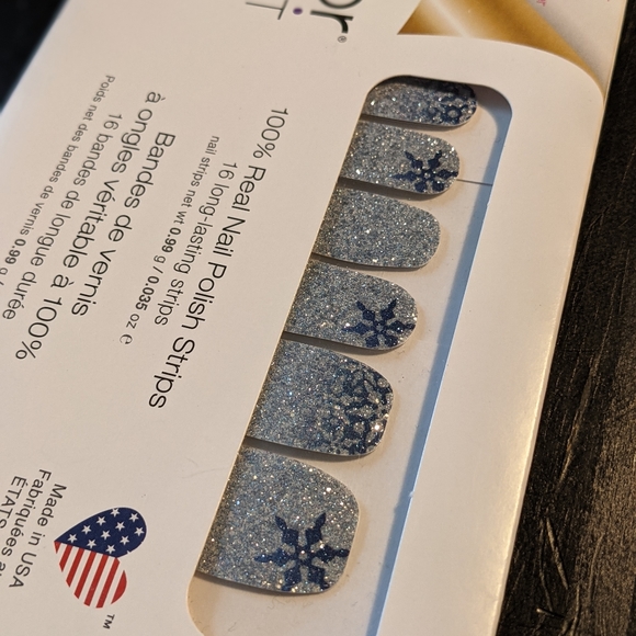 Color Street | Bath & Body | Ice Ice Maybe Color Street Nail Set | Poshmark